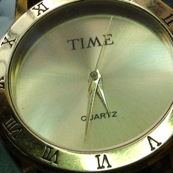 TIME WATCHES | Accessories | For Her Watch Time Magazine Collectible 4k ...